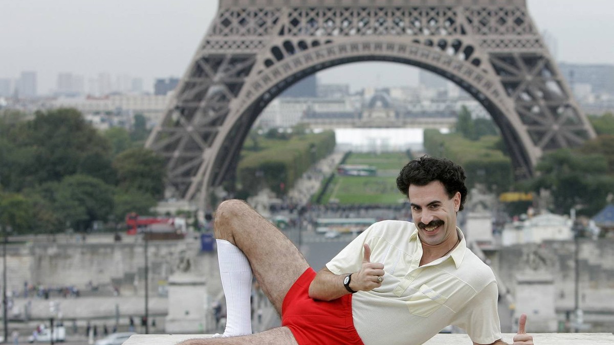 Saša Baron Koen kao Sadam Husein - Blic