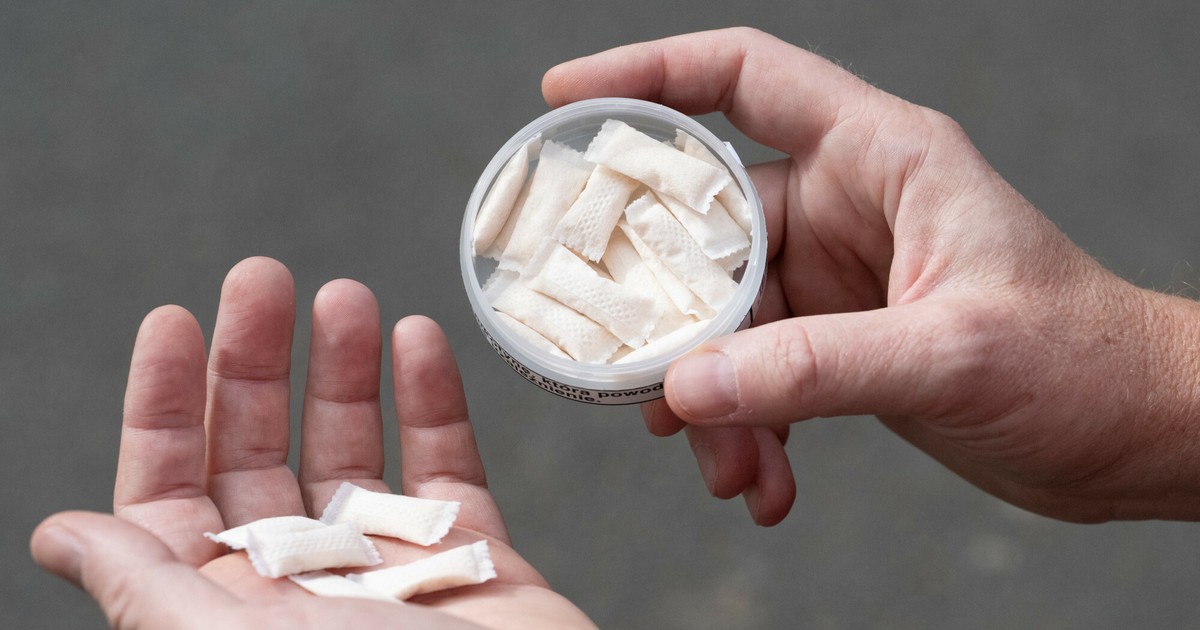 Nowa, groźna moda w polskich szkołach. Co dobrze wiedzieć o snusach