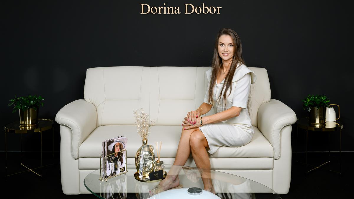 Dobor Dorina nem fast fashion-darabokat alkot: "Nem hiszek az egyetlen ...