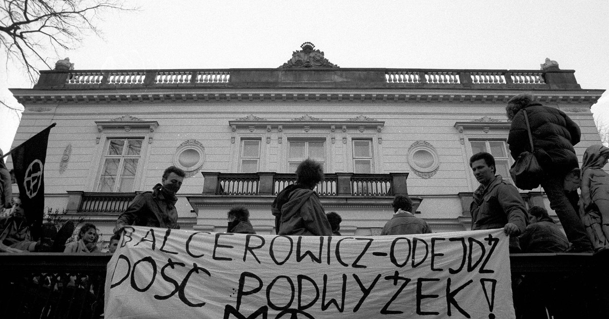 Stephen Holmes: Powstały masy ludzi zbędnych [WYWIAD] - GazetaPrawna.pl