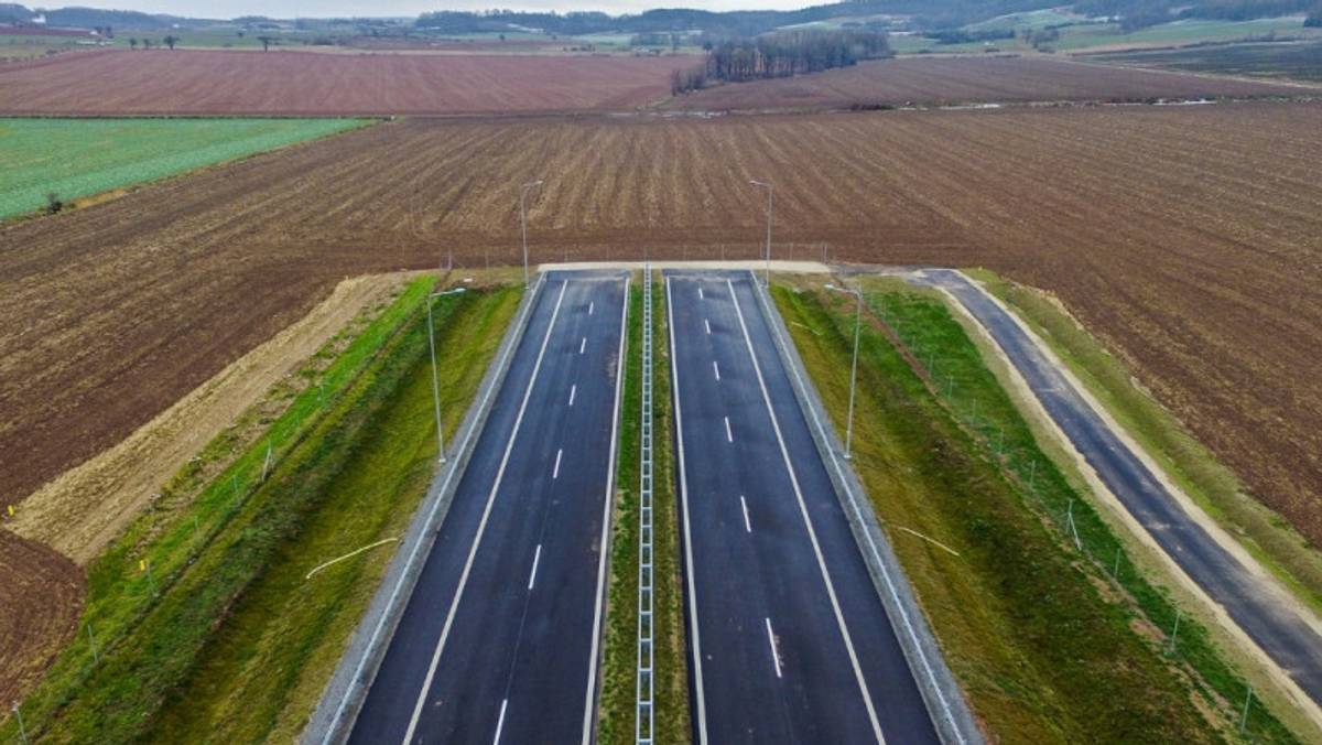 Polska trasa S3 skończy się w czeskim polu. Czesi nie spieszą się z budową