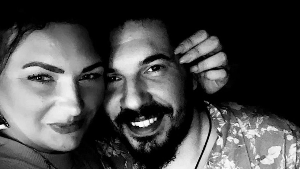 Glumac nasmrt pretučen pred verenicom Sandrom u restoranu - Blic