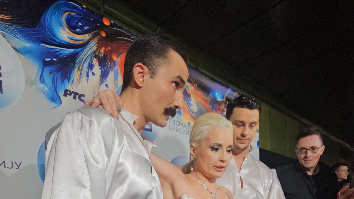 Ovo je haljina koju je Maja Nikolić dobila od RTS: U ovom izdanju će ...