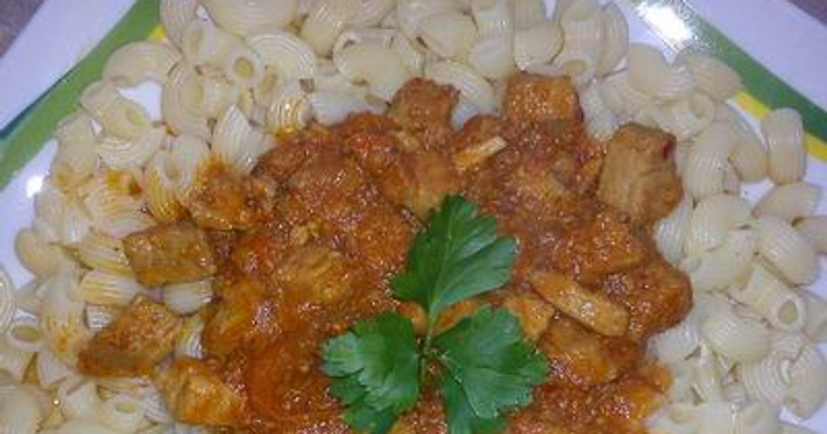 Pikáns sertéspörkölt recept