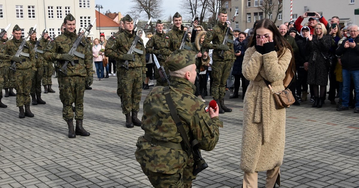 Jarocin. Wiktor Beśka oświadczył się Martynie Pielak po przysiędze