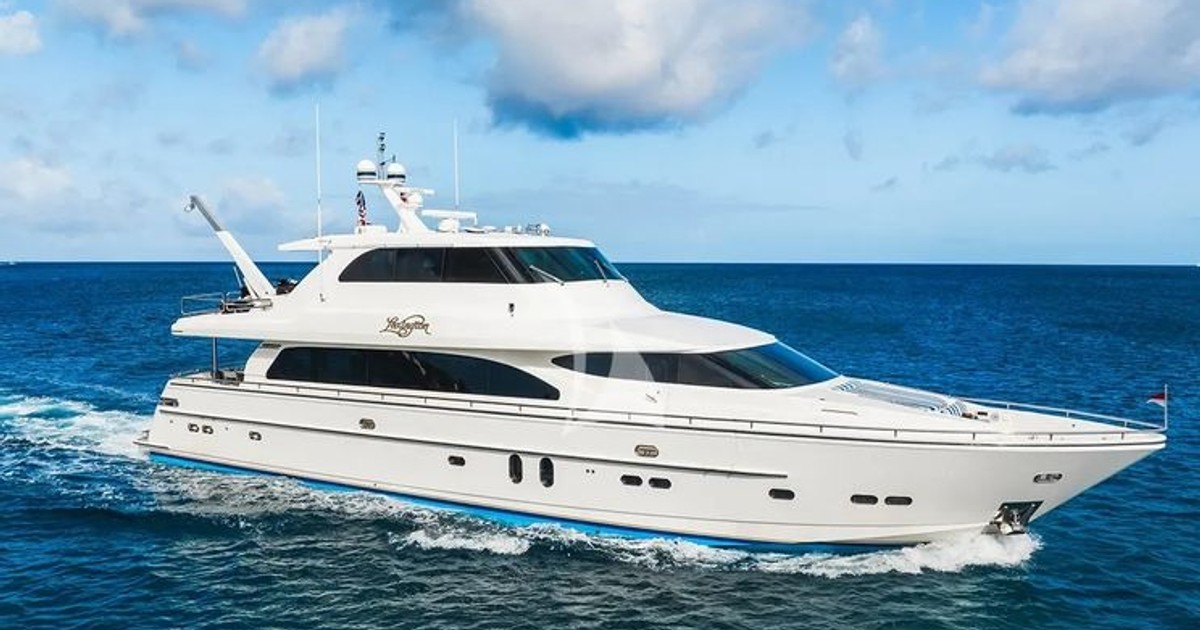 How much does it cost to charter a Yacht? Everything you need to know ...