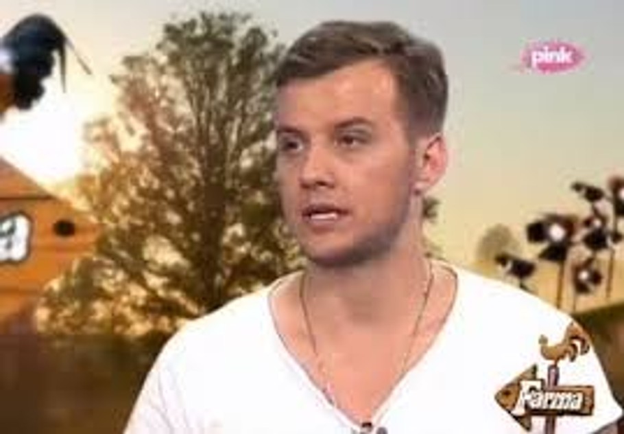 Ovaj pevač je u rijalitiju prevario suprugu sa pevačicom: Evo kako ...