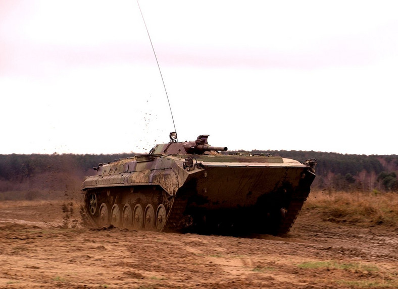 BWP-1 (BMP-1) - wiekowe, ale wciąż używane bojowe wozy piechoty Wojska ...