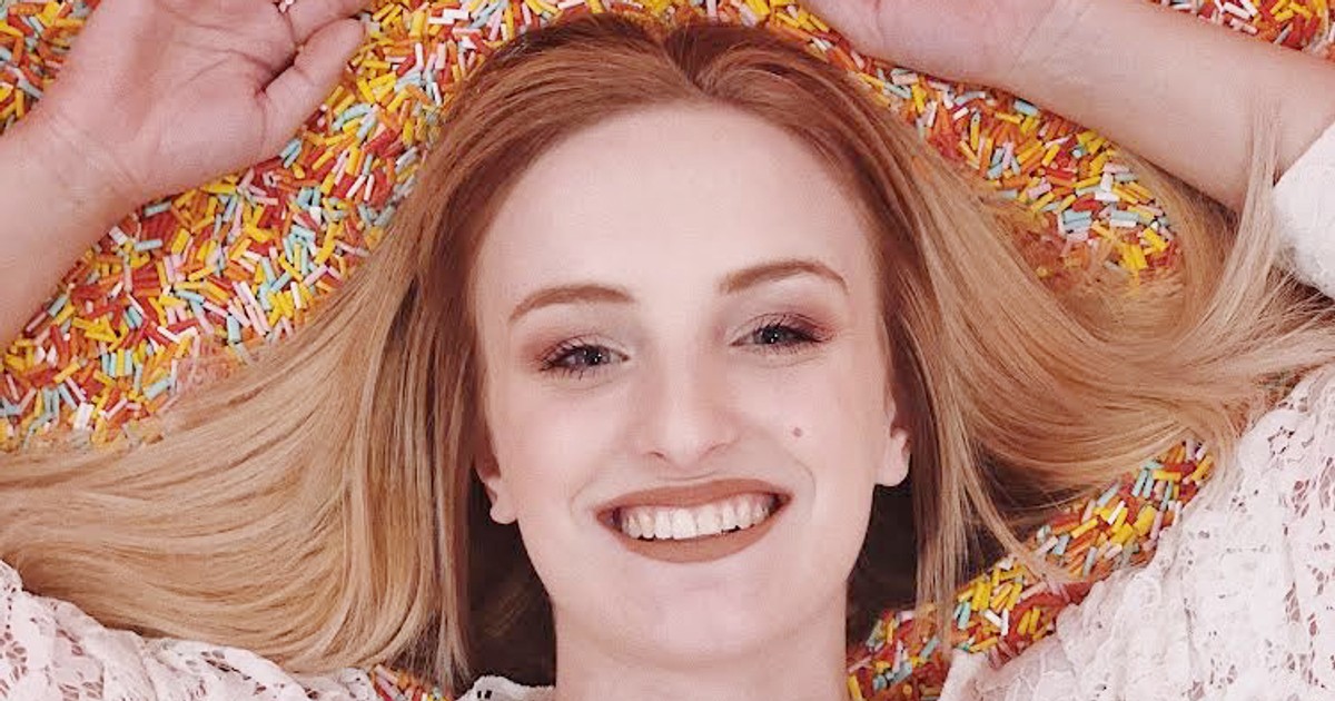 Nahát! Szandi lánya három év Amerika után olyan hírrel rukkolt elő ...