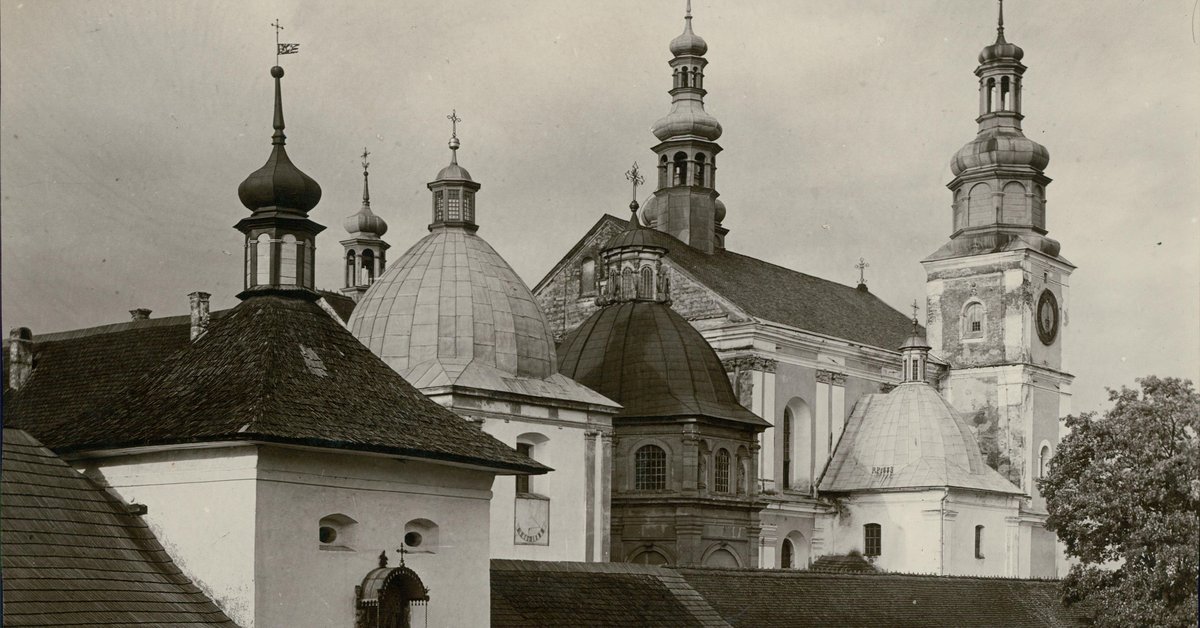 Kalwaria Zebrzydowska na początku XX wieku. Pielgrzymki, historia i ...