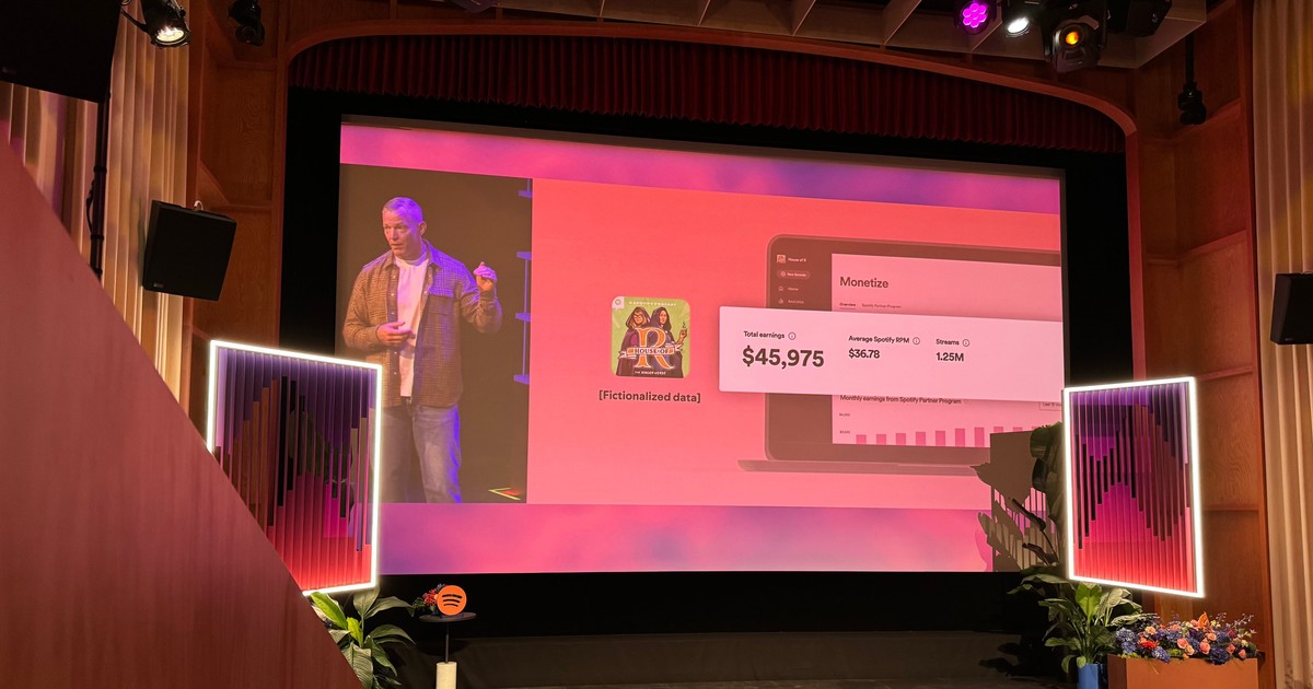 Spotify wants to take on YouTube in podcasts. Here's how the platforms ...