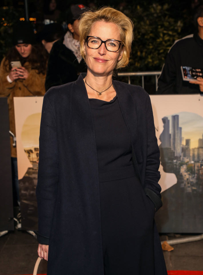 "The Crown": Gillian Anderson jako Margaret Thatcher. Zdjęcia - Film