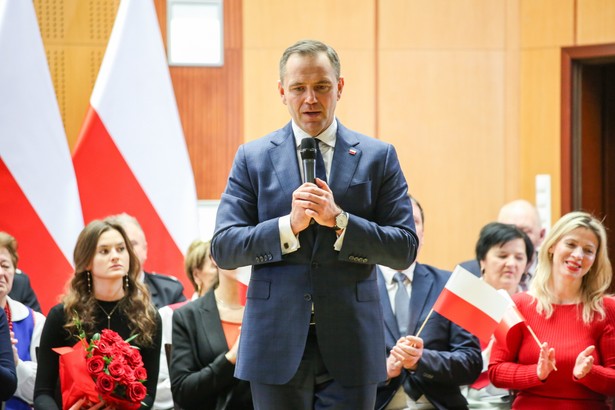 Nawrocki: Jak zostanę prezydentem, jednostronnie wypowiem pakt migracyjny - GazetaPrawna.pl