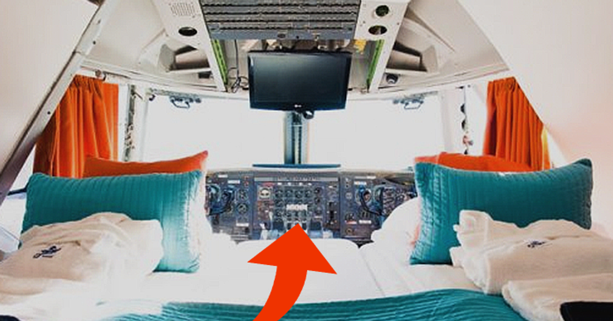 We stayed overnight in a Boeing 747 converted hotel — here's what it ...