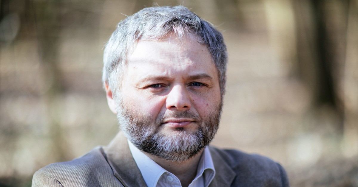 Dr Rakowski przewiduje nawet 900 tys. zakażeń dziennie. A potem koniec ...