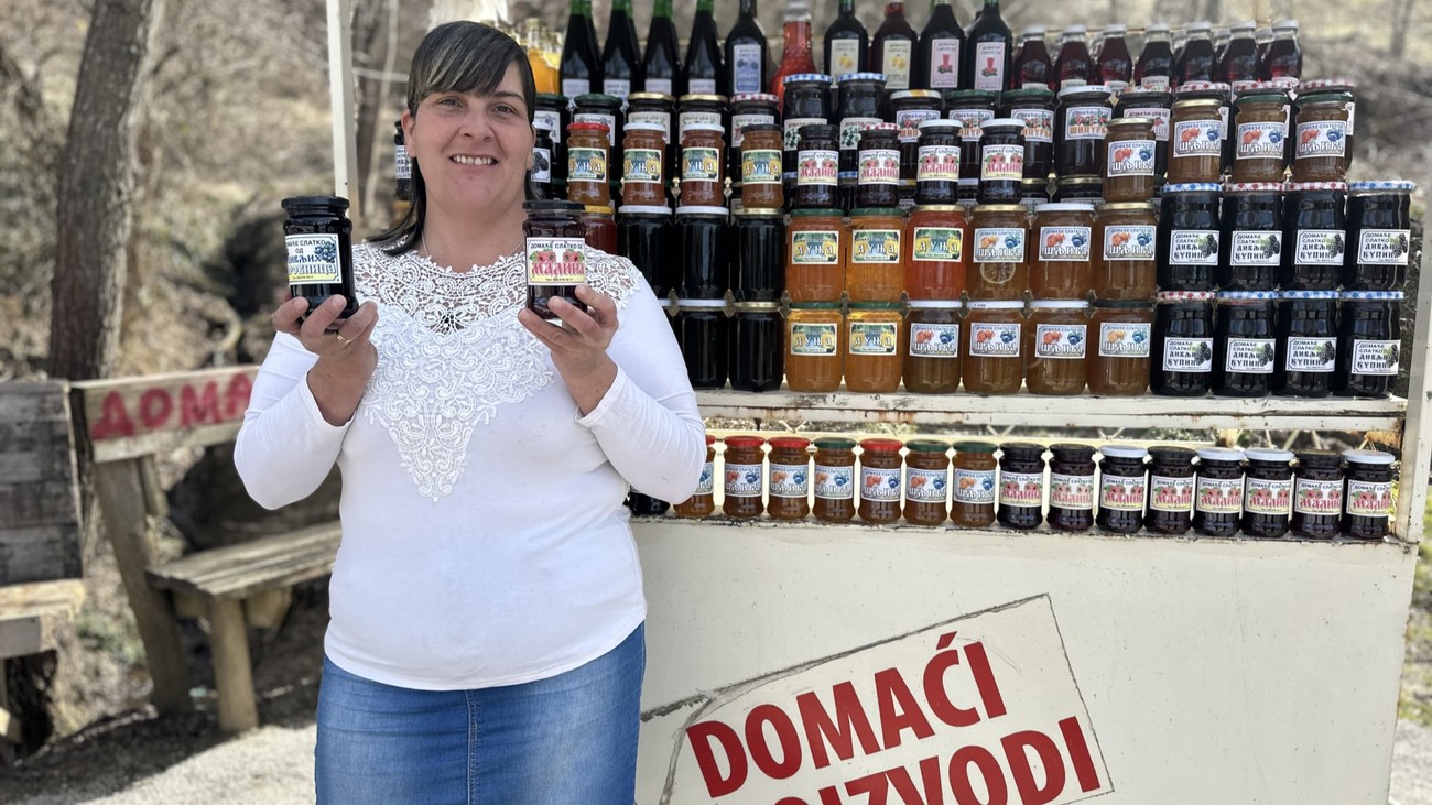 Vredna Božica bere drenjine, divlje jagode i kupine: Prvo otvorila ...