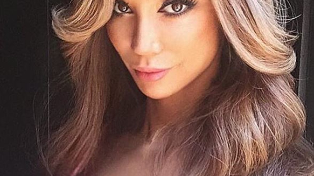 DVOSTRUKI ŽIVOT Ona je lepotica i svetski poznati model, A ZAPRAVO JE ...