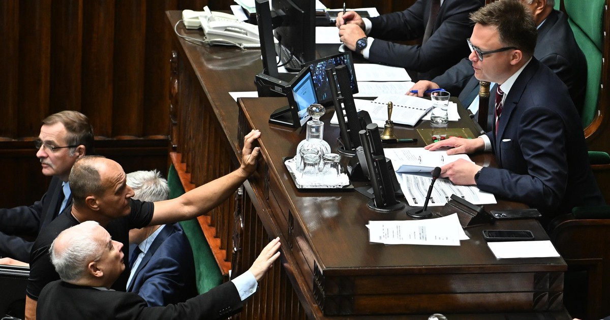 Sejm podjął decyzję ws. immunitetu Wosia. Kaczyński przekrzykiwał się z ...