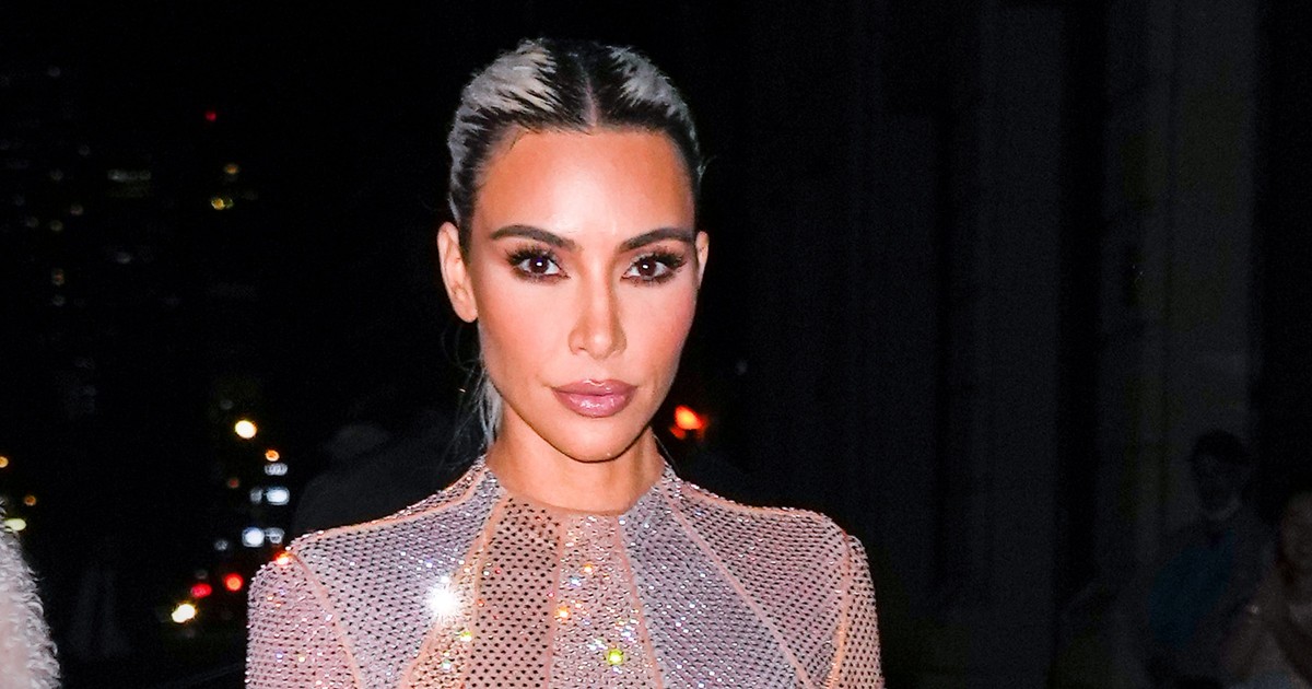 The internet is having a lot of fun with 'Kim Kardashian buys' memes ...