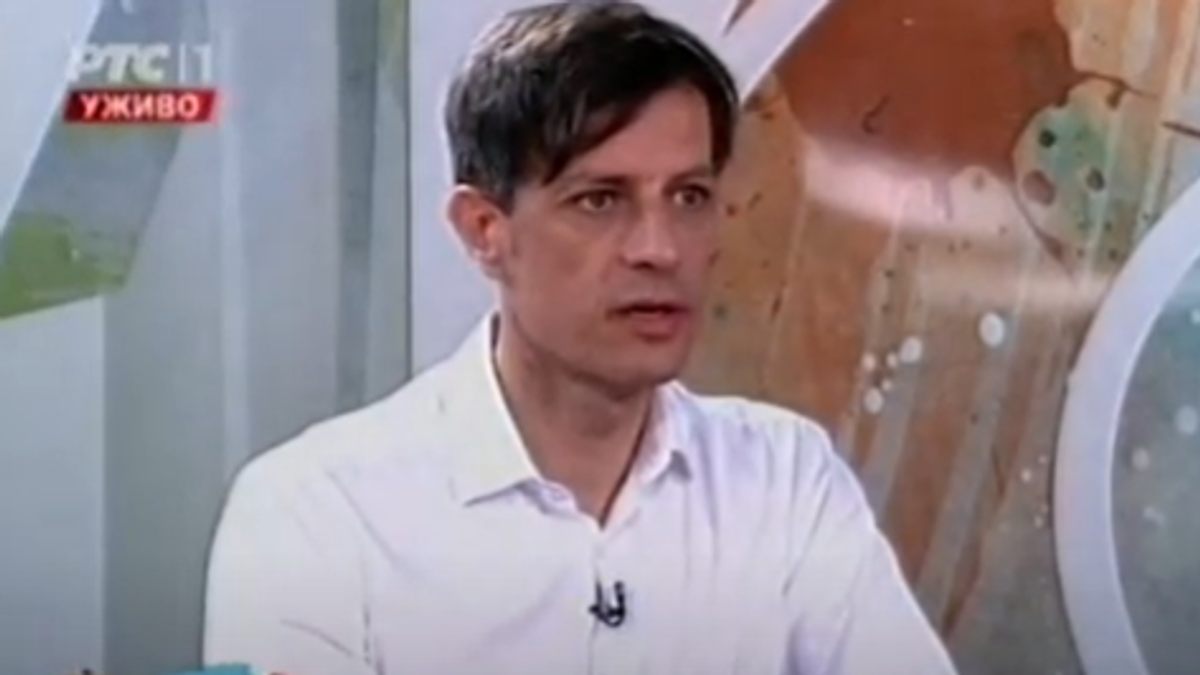 Aca Informacija bio u vezi sa našom zgodnom voditeljkom: Njihovu svađu ...