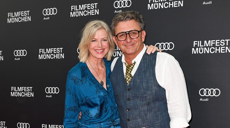 Hans Sigl és felesége között 15 év után is izzik a levegő - Blikk