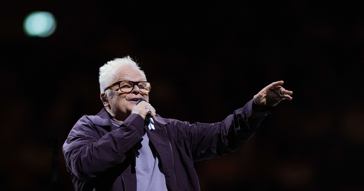 Grönemeyer erweitert mittendrin-Tour 2026 um Band und Orchester ...