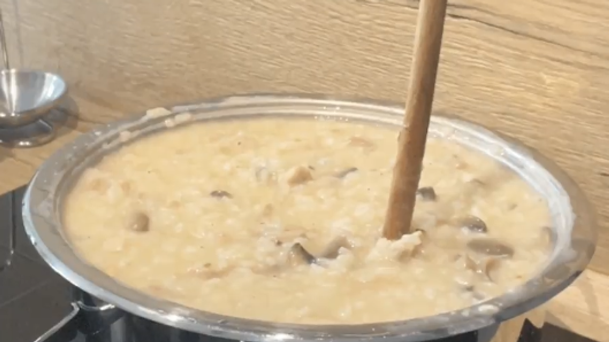 Hteo da spremi ručak pa grdno zažalio: Ivan zbog pirinča postao hit na ...