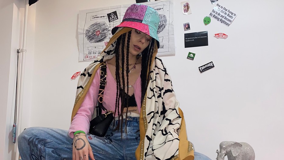 Ultravagány szettet választott a magyar rapper - Glamour