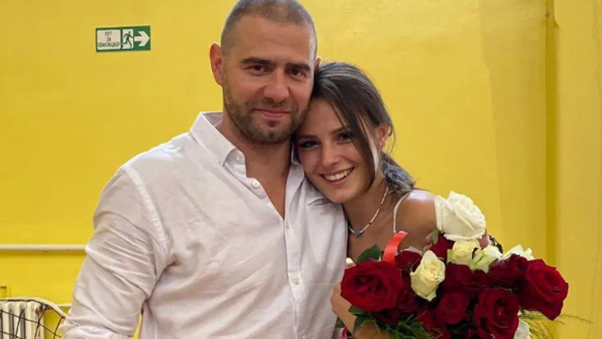 Sin Vanje Bulića čeka dete, njihovoj sreći nema kraja - Blic