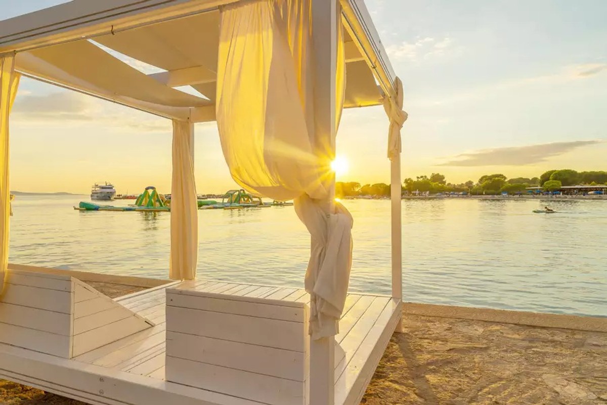 Zaplanuj urlop w Chorwacji — najlepsze domki i kempingi 100 m od plaży ... Zaplanuj urlop w Chorwacji — najlepsze domki i kempingi 100 m od plaży ...
