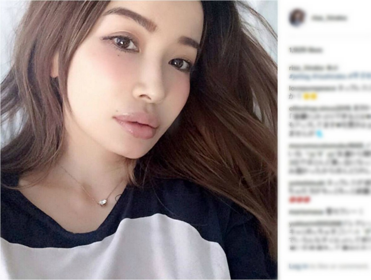 Da li vi možete da pogodite koliko godina ima ova žena? Mi smo skroz omašili! - Žena.rs