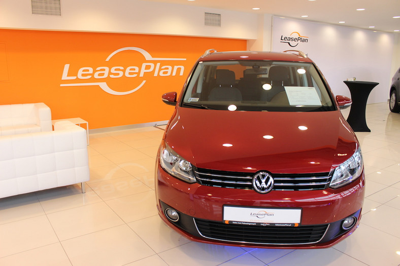 Auta poleasingowe: salon firmy LeasePlan w Warszawie