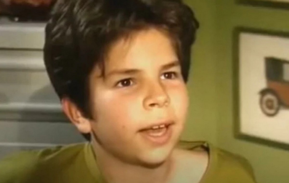 Duga kosa i gusta brada: David iz serije "Policajac sa Petlovog brda ...