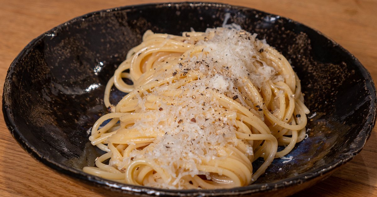 Spaghetti cacio e pepe - Styl życia