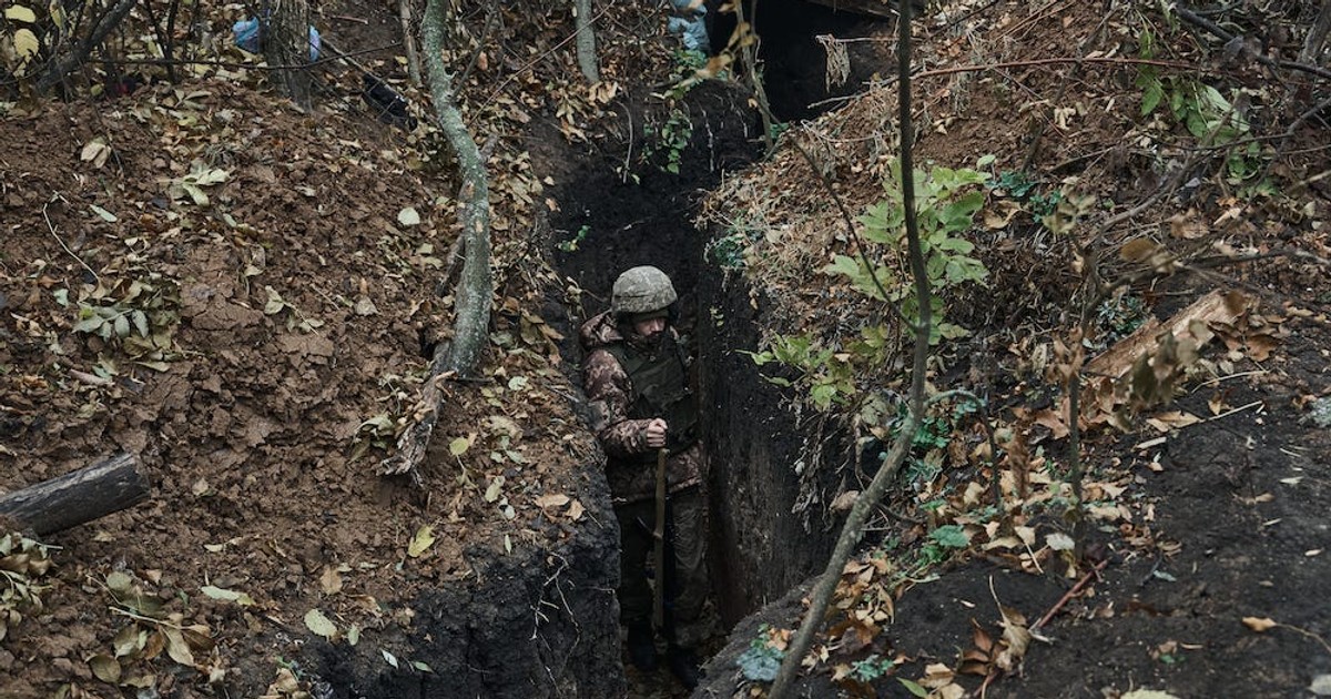 Mud and bullets: Retaking a labyrinth of flooded trenches outside ...