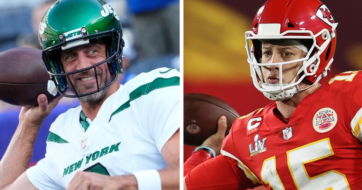 Patrick Mahomes and Aaron Rodgers are similar in several ways ...