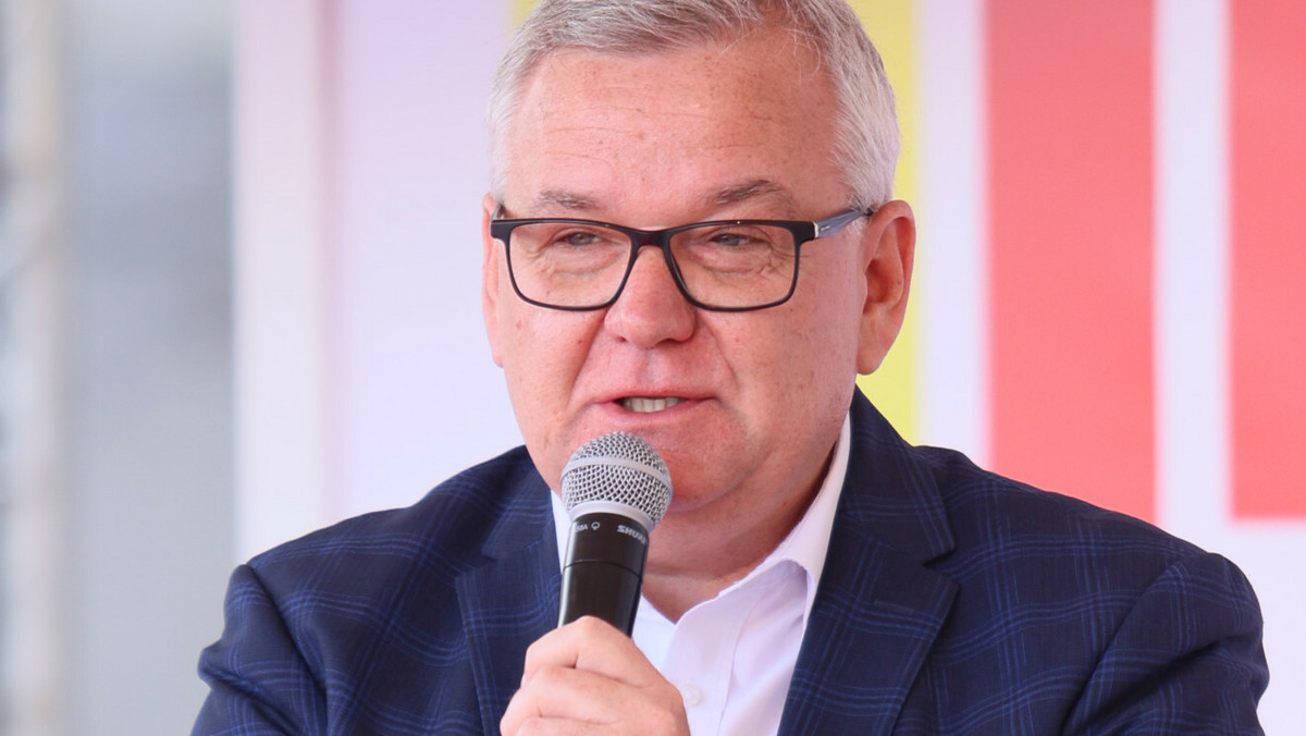 Artur Andrus odchodzi ze "Szkła kontaktowego". Co dalej z programem ...