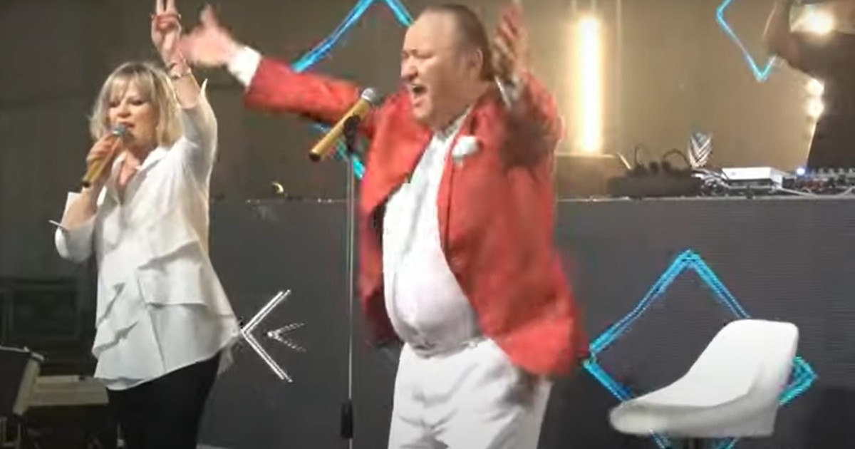 Úton a világhírnév felé: Korda György az AC/DC-vel adta elő a Reptér ...