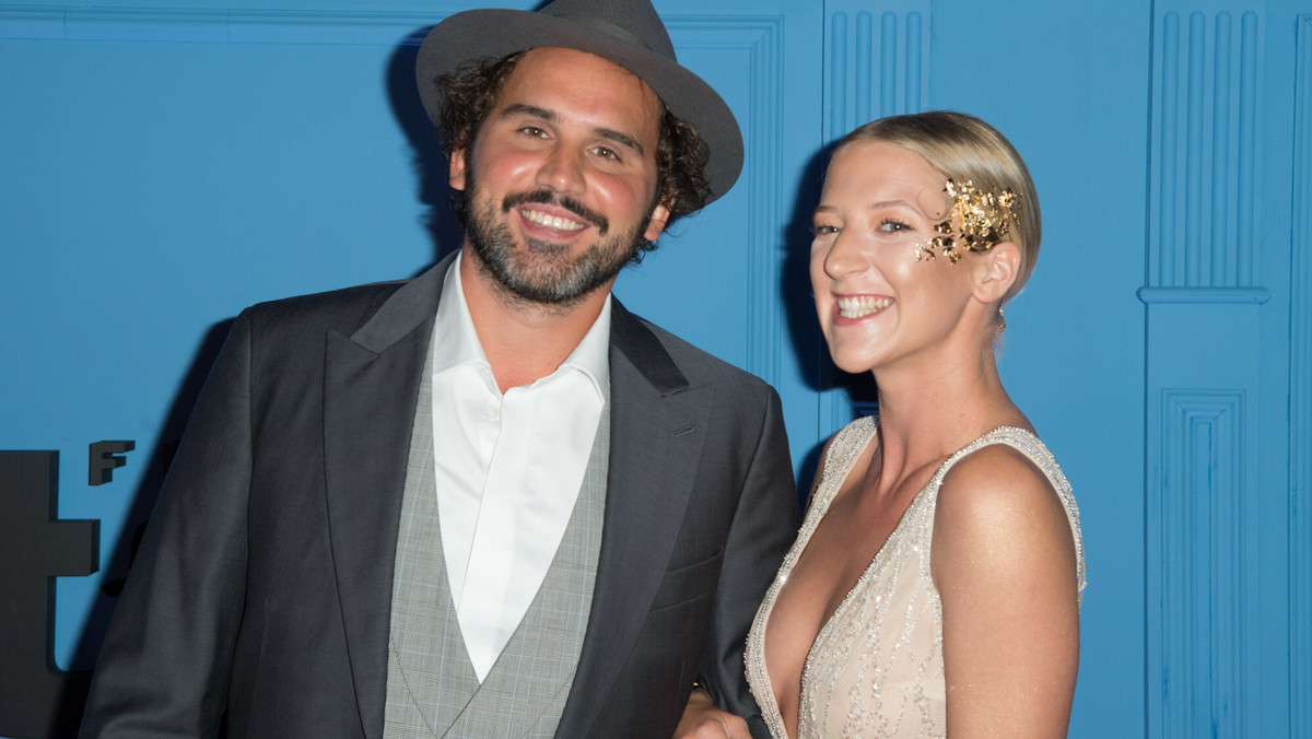 Lara Gessler urodziła syna, Piotr Szeląg zrobił sobie przerwę - Kobieta