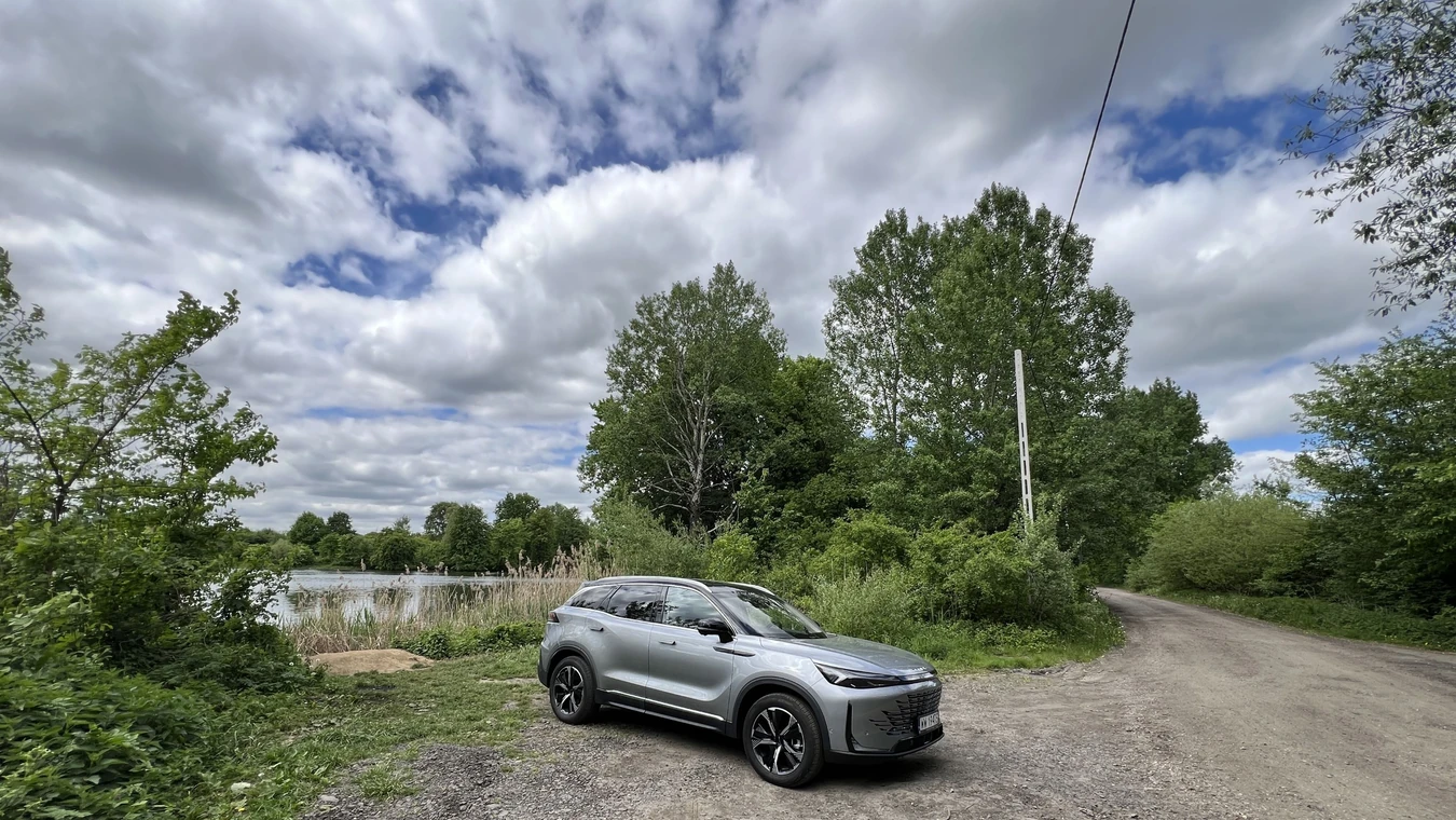 Test BAIC Beijinga 7. W tym dużym SUV-ie z Chin sprawdza się tylko ...
