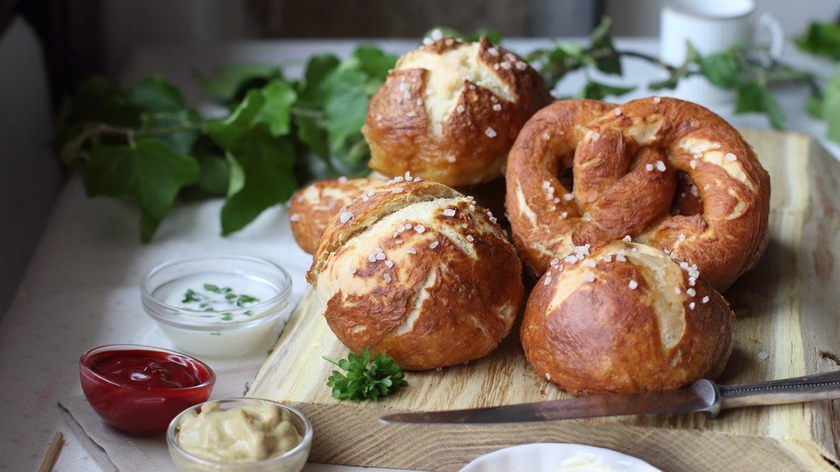 Péktől tanultam a bajor perec és zsömle receptjét - Kiskegyed