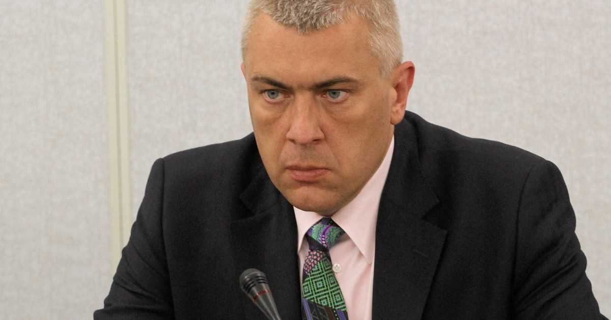 Roman Giertych w szpitalu. Zemdlał podczas przeszukania mieszkania ...