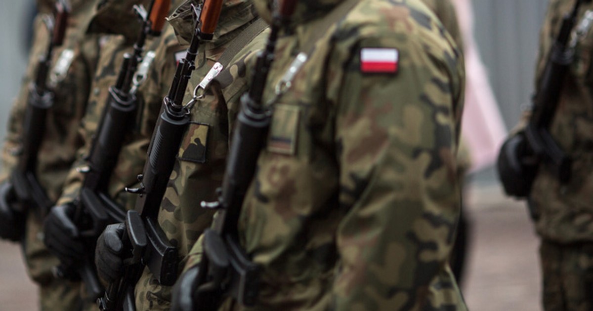 Spływają wezwania do wojska. Armia wzywa specjalistów - Wiadomości