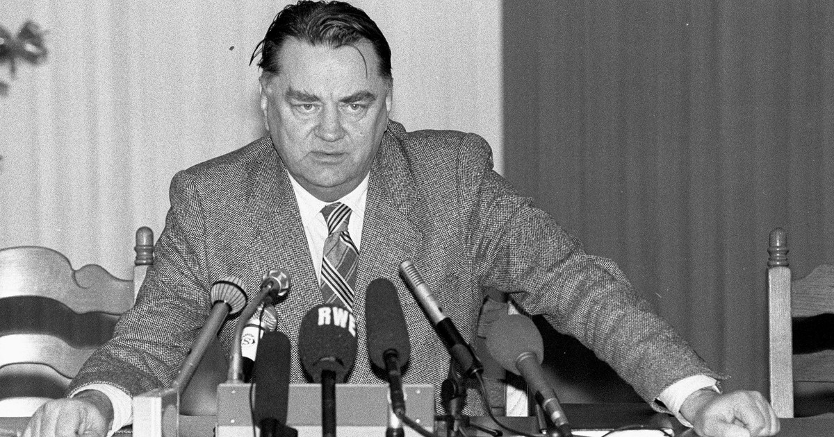 Jan Olszewski nie żyje. Najważniejsze polityczne momenty - Wiadomości