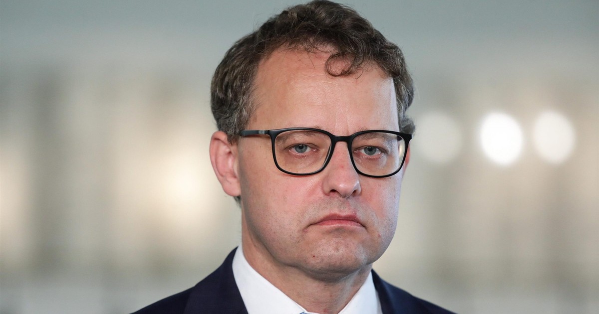 Marcin Romanowski trafi do aresztu? Poseł PiS "przeszedł operację"
