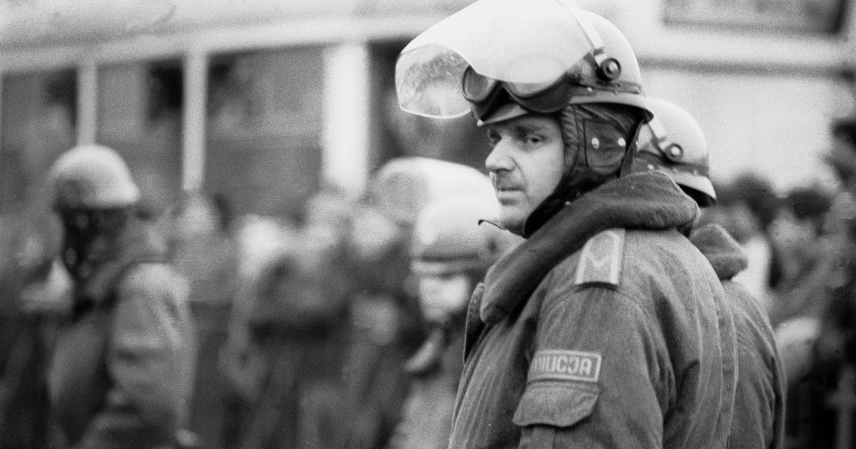 Czasy PRL. Powieści kryminalne. Milicja ocieplała wizerunek - Wiadomości