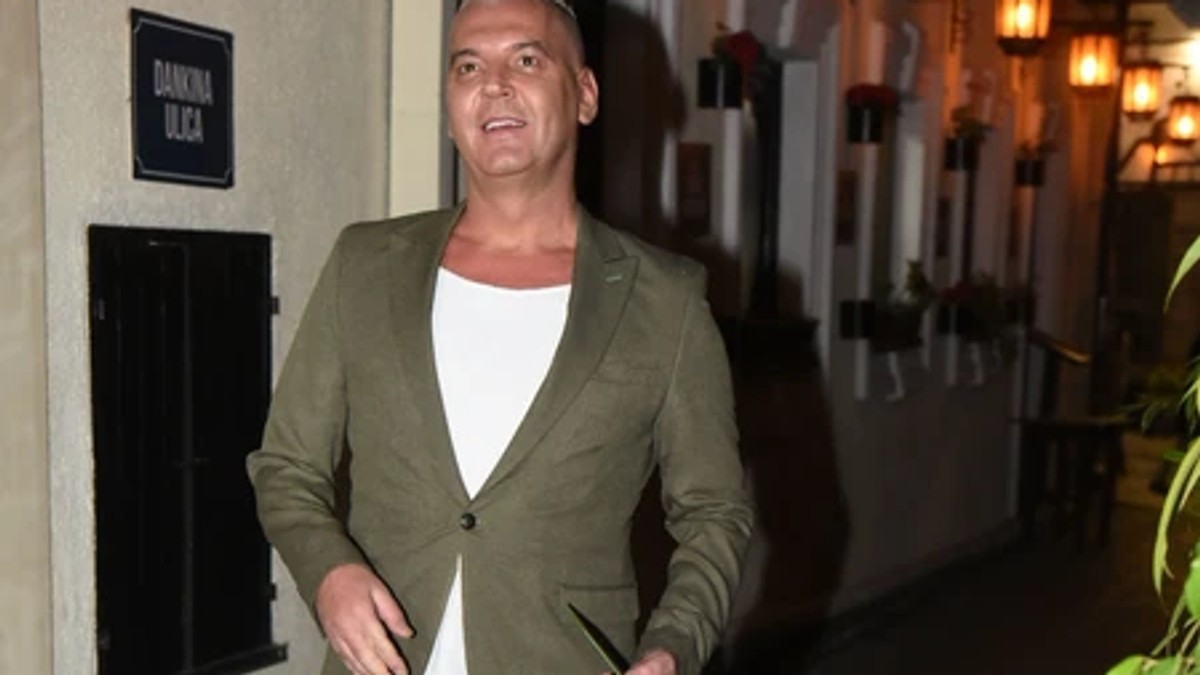 Milan Milošević snimljen bez ičega na sebi: Voditelj se razgaćio u prirodi!