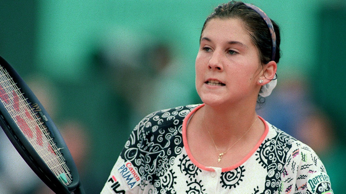 Így néz ki a 44 éves Szeles Mónika, aki 20 évesen tönkreverte a világot ...