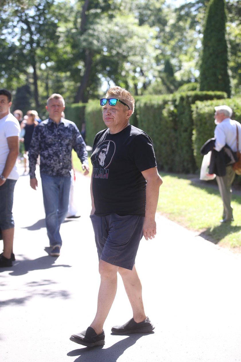 Znani na pogrzebie Kory. Tak pożegnali przyjaciółkę. ZDJĘCIA