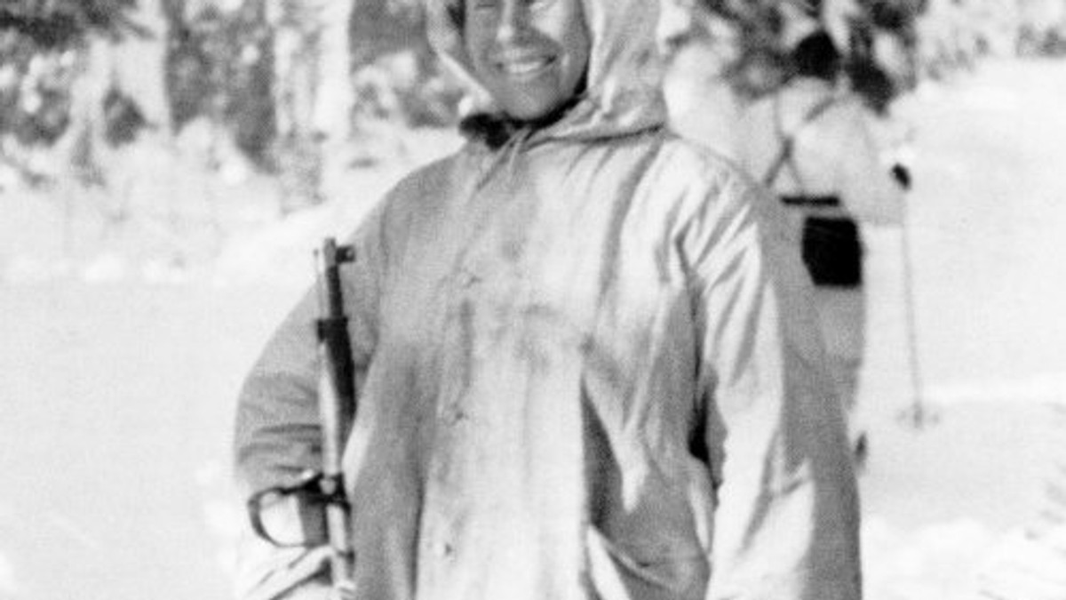 ZVALI SU GA "BELA SMRT" Od njegovog snajpera stradalo je više od 500 ...